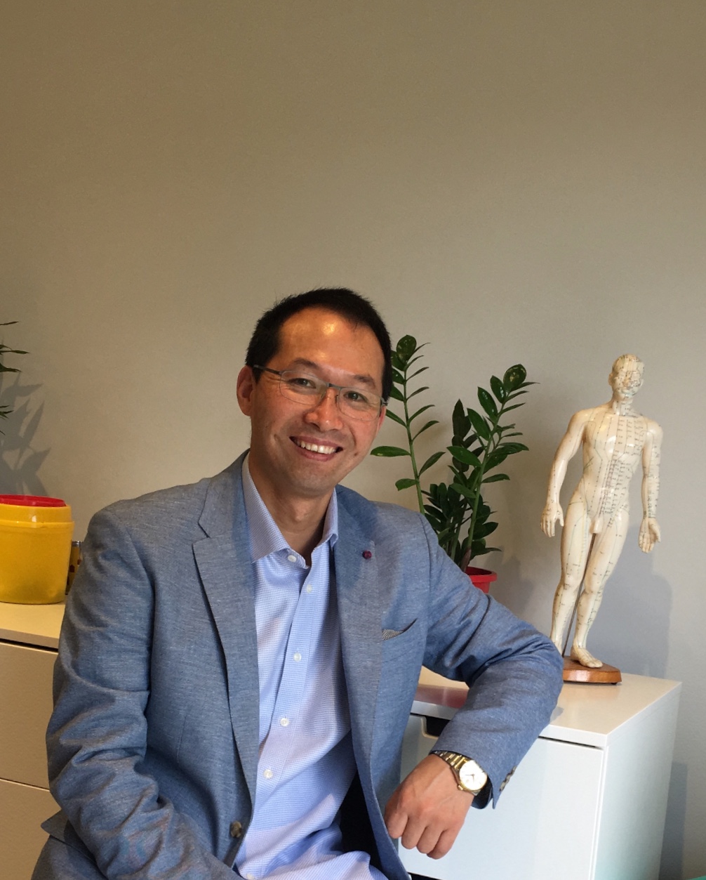 Dr Sujie Zhang – Parkdale Chiropractic Clinic